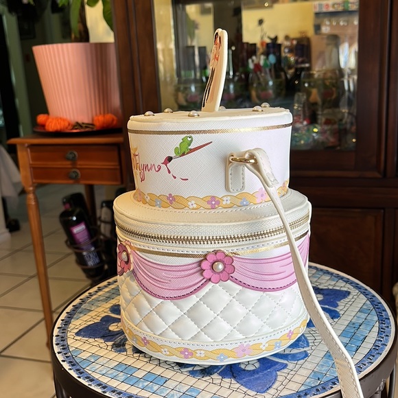 Danielle Nicole | Bags | Danielle Nicole Tangled Wedding Cake Purse ...
